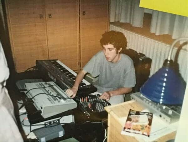 Daft Punk's "Discovery" Synth Sounds | Reverb Machine